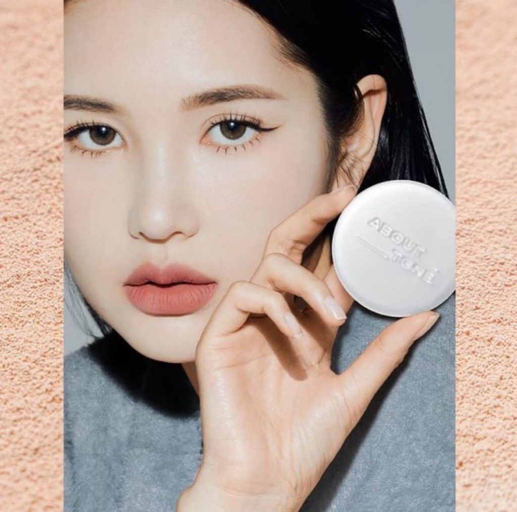 Phấn Phủ Dạng Nén Kiềm Dầu About Tone Powder Pact 8g – Bonita Cosmetic Shop